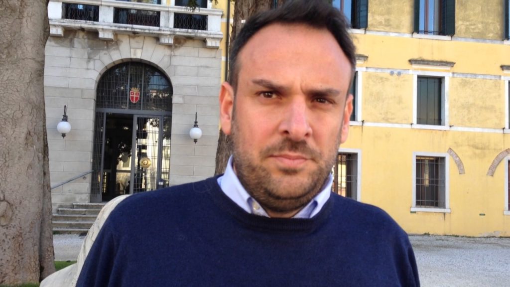 Mario Conte Presidente di Anci Veneto, la soddisfazione di Luca Zaia ...