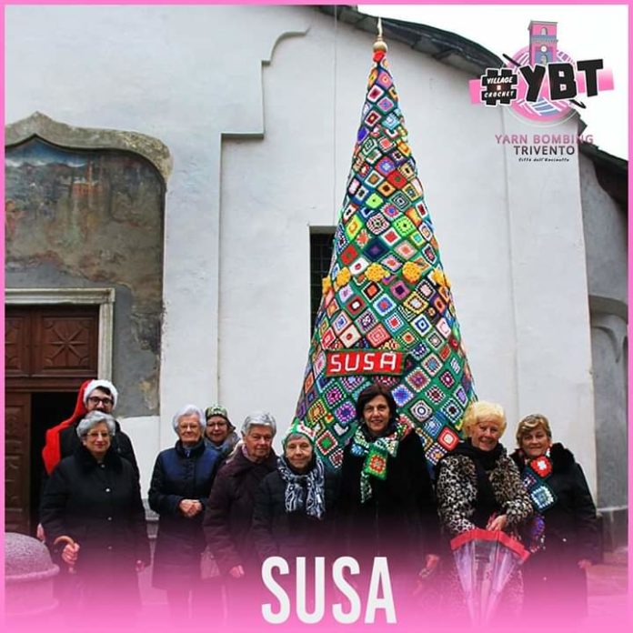 Ad Altissimo un albero di lana di 6 metri, un filo che unisce tutta l ...