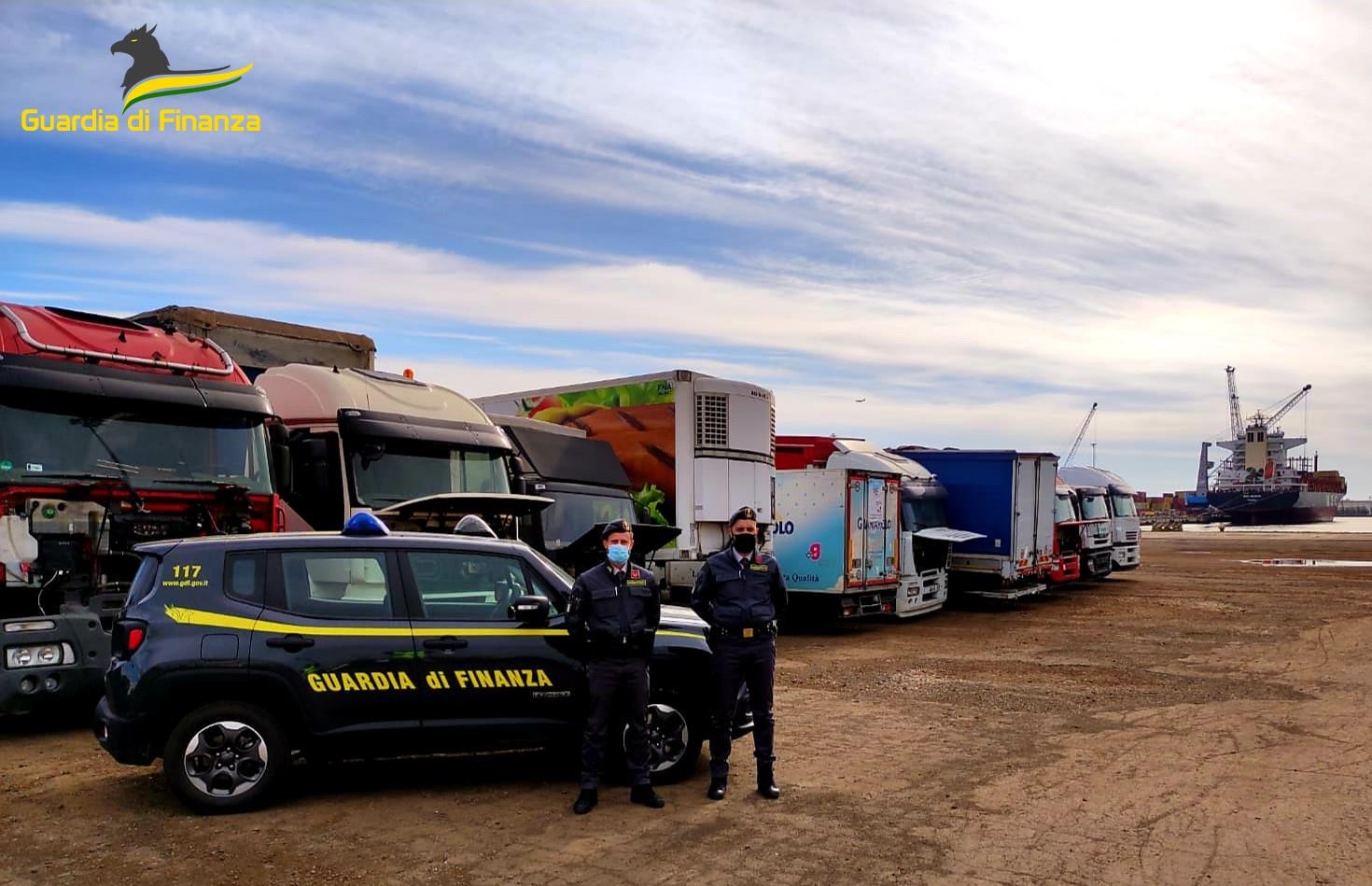 Automezzi commerciali verso il Nord Africa: GdF ne sequestra 60- Vipiù
