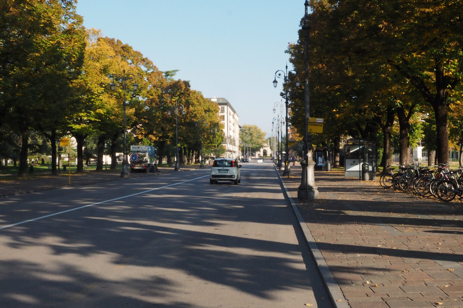 Viale Roma, con Campo Marzo doveva essere passeggio vicentino