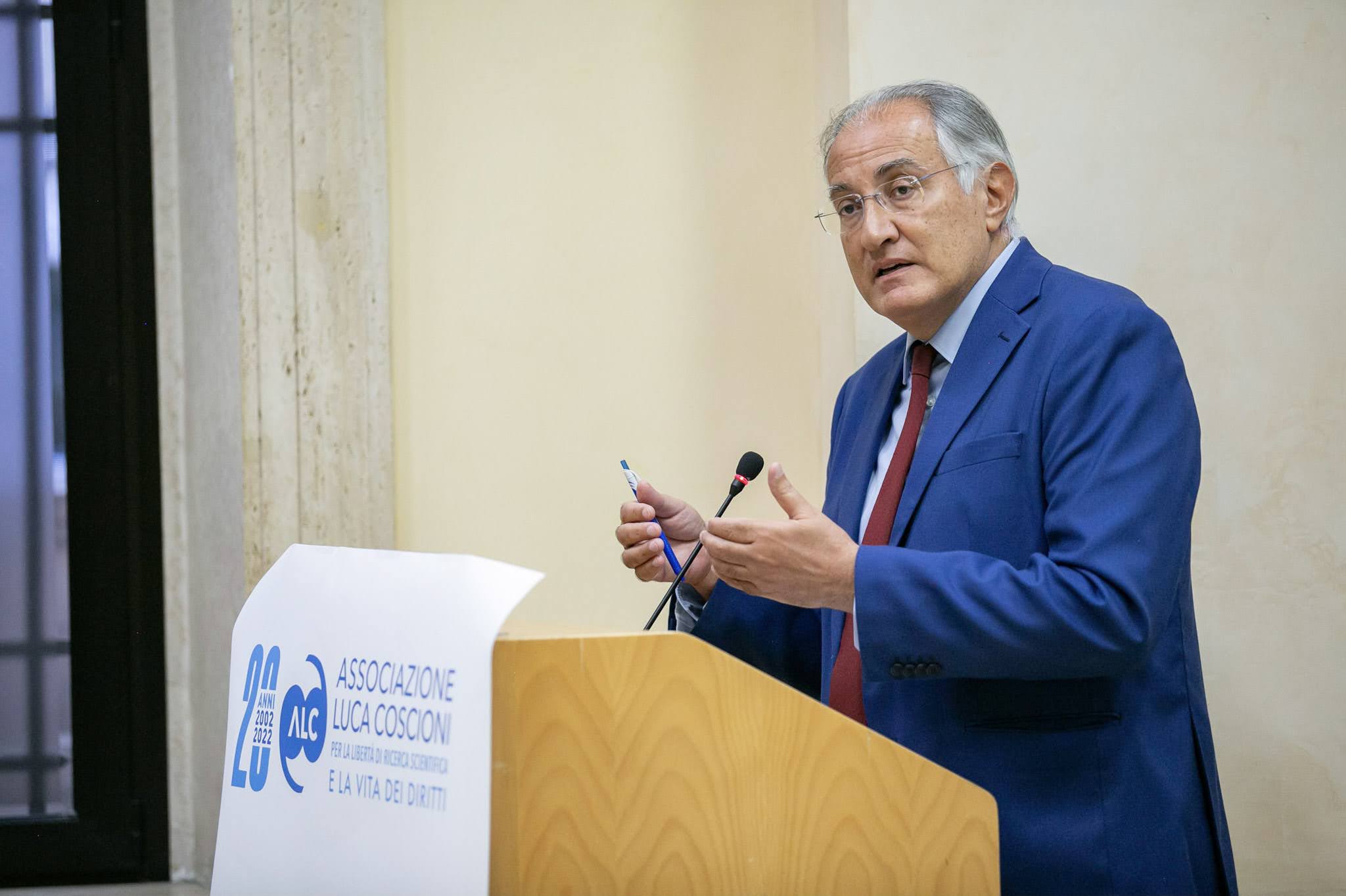 Suicidio assistito Gloria, il dottor Riccio: "Ampliati i requisiti"