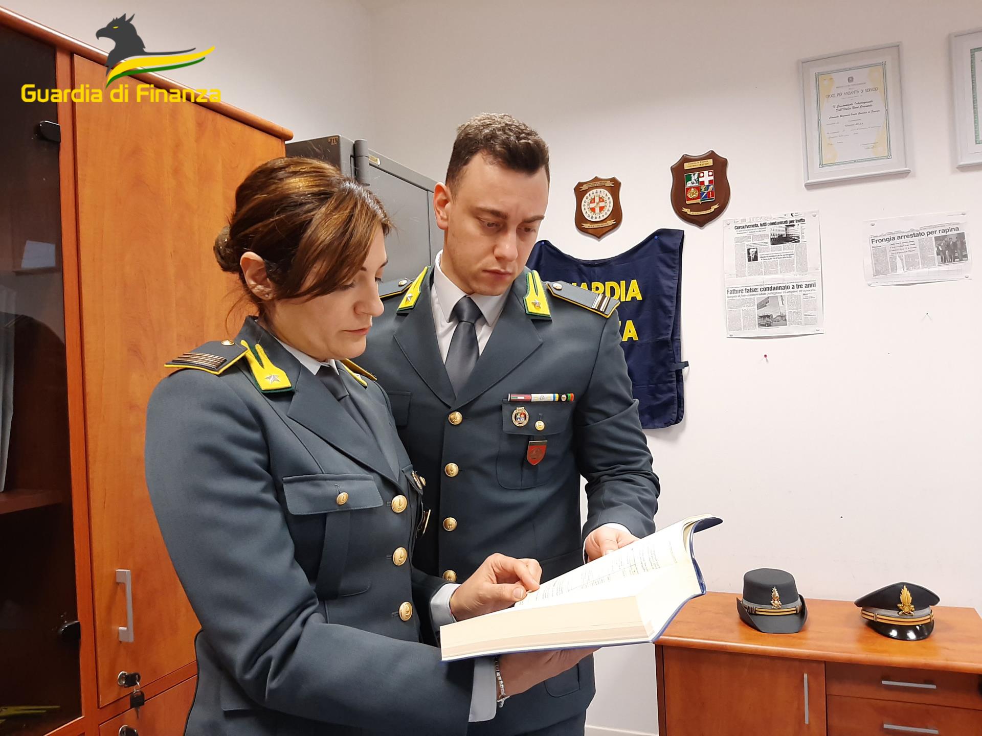 Fallimento Catena Negozi Abbigliamento Trevigiana Due Denunciati